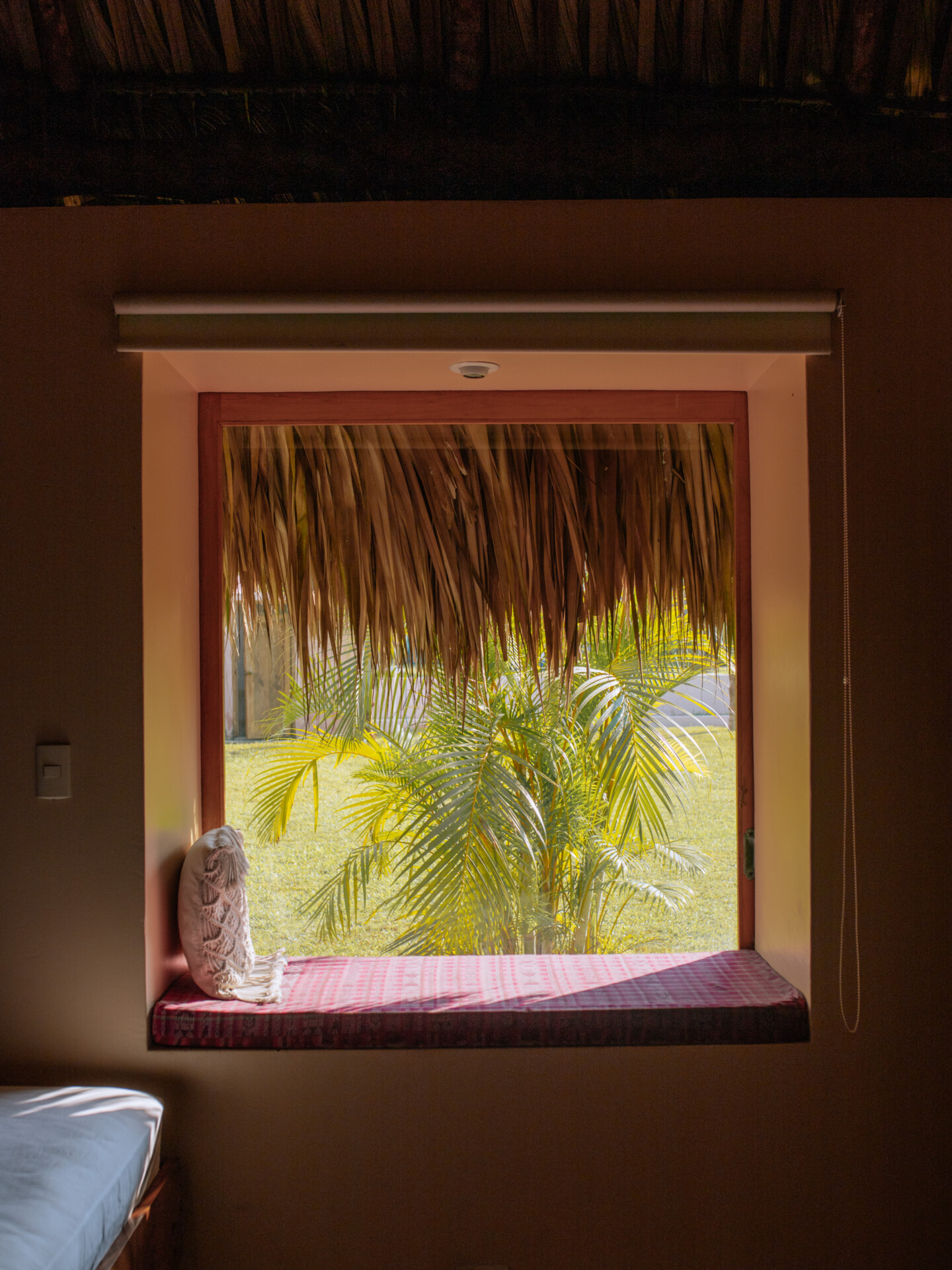 Contact - Hidden Wave